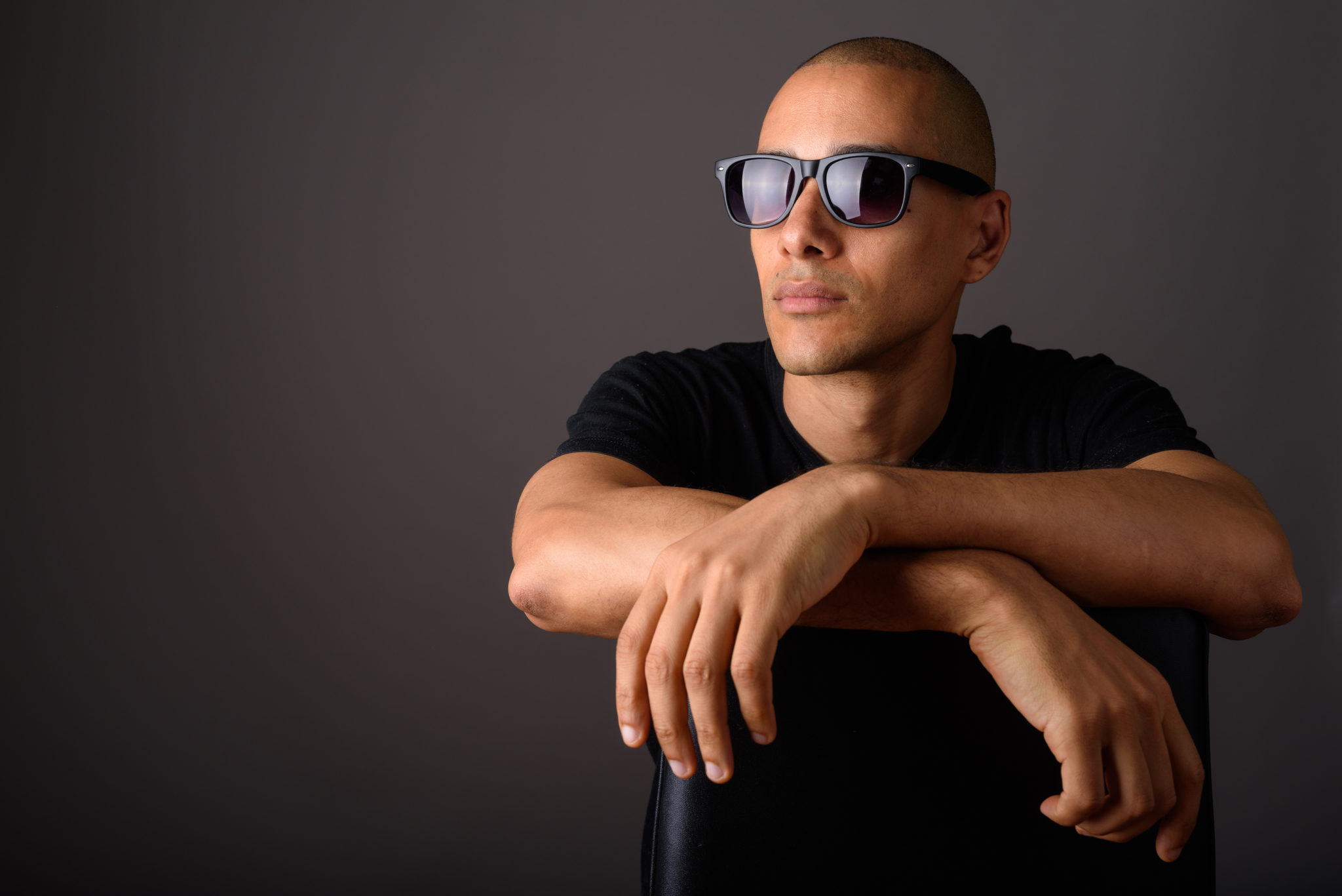 9 Best Sunglasses For Bald Men 2024 Bald And Beards
